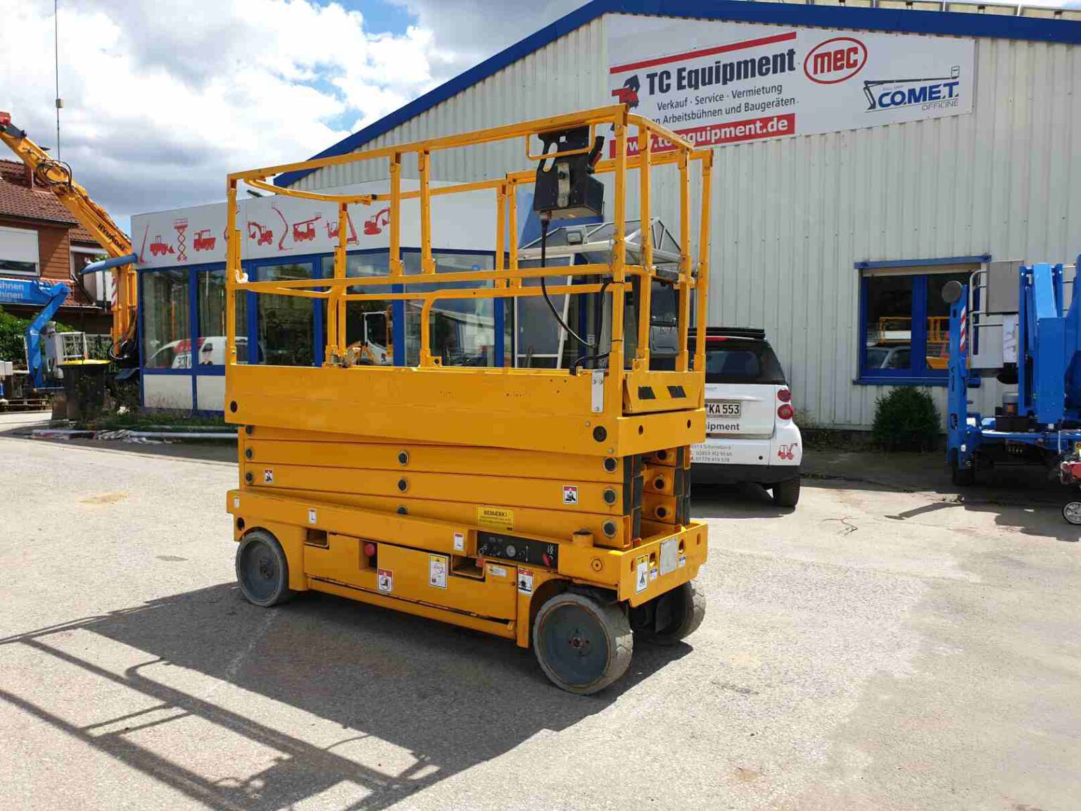 Haulotte Compact 10N Arbeitsbühne Scherenbühne - TC Equipment